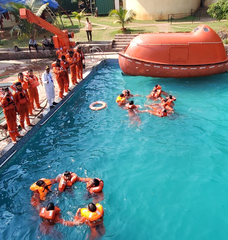 Best Merchant Navy Courses after 10th & 12th | Admission Open